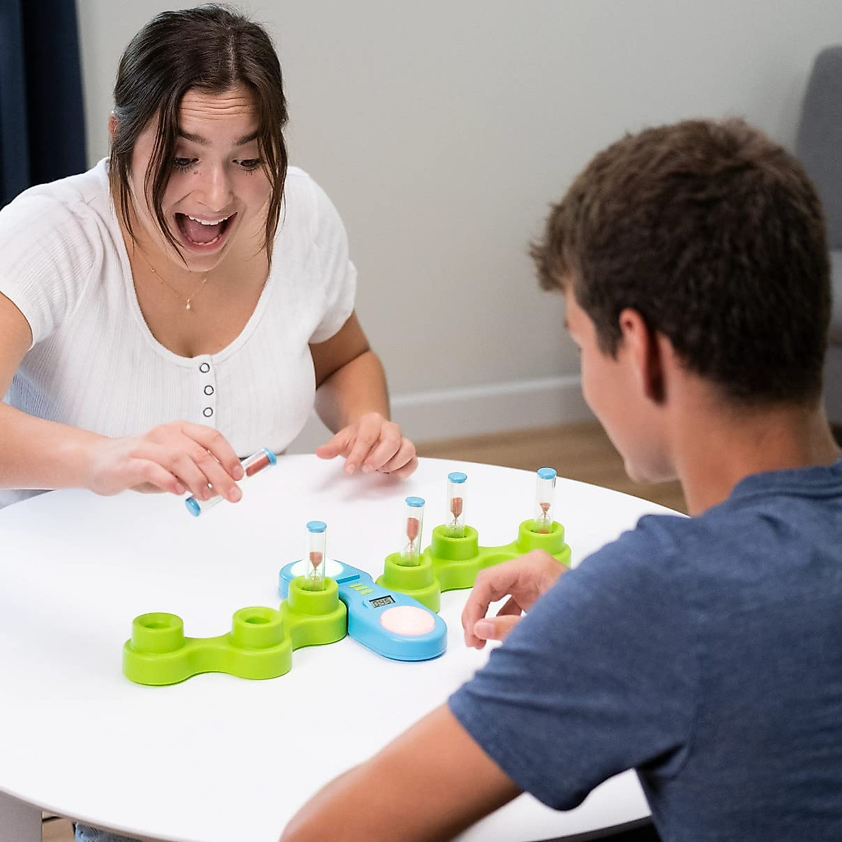 Fat Brain Toys in-Sand-Ity - 2-Player Game of Fast Reflexes for Ages 8+