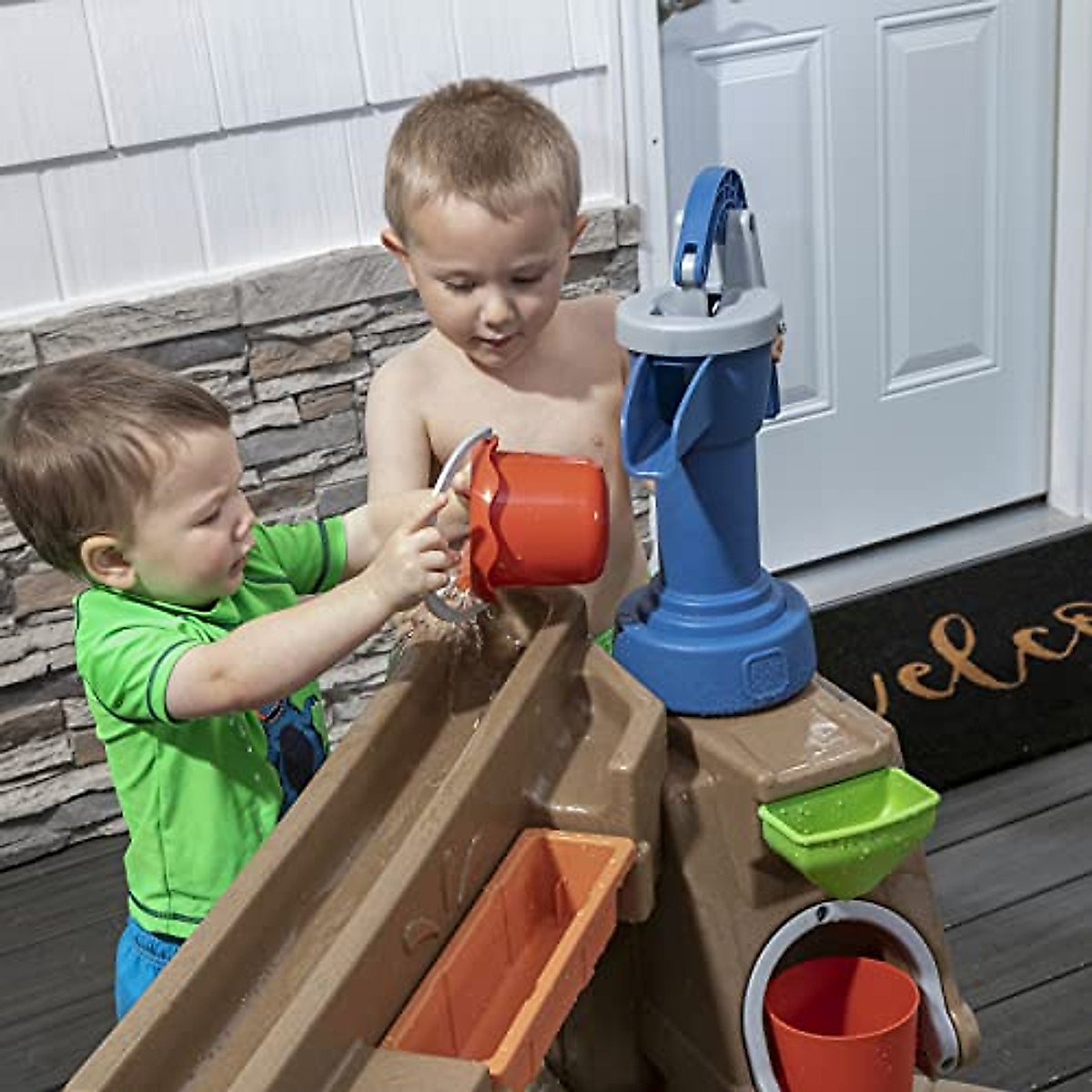 Step2 Pump & Splash Discovery Pond Water Table Outdoor Water Toy with Water Pump, Brown