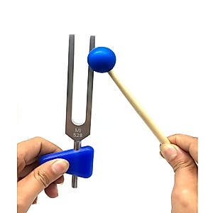 528 Hz Tuning Fork Tools Sound Healing Chakra Tuning Fork Solfeggio Energy Tuning Fork for DNA Repair Healing MI528 Hz Love Frequency Healing Devices for Healing (Silvery)