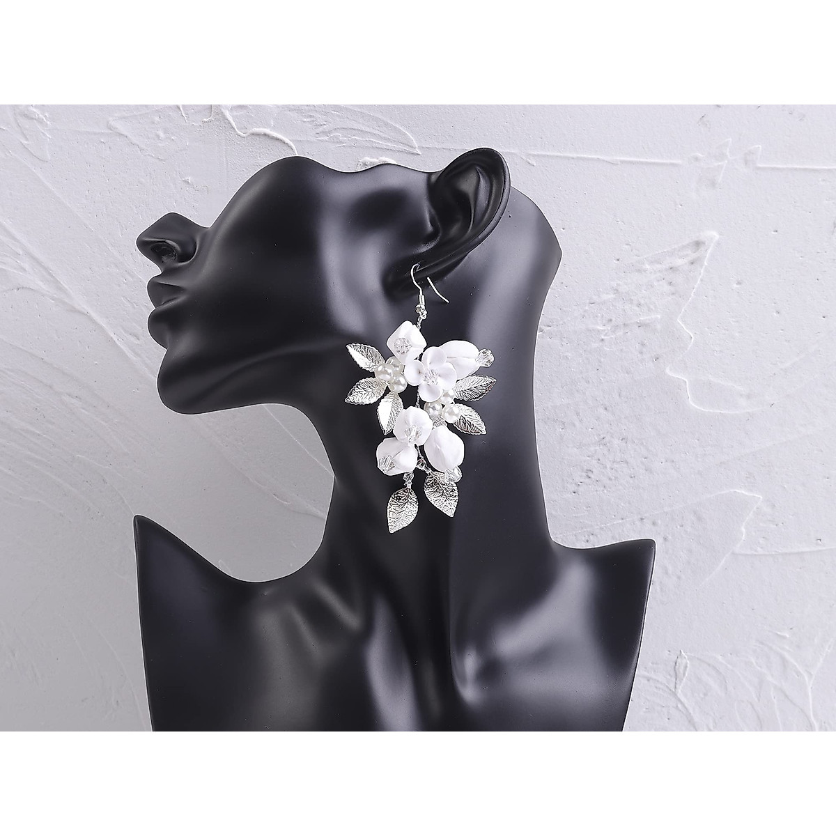 BERYUAN White Flower Earings Wedding Earrings for Brides Bridal Bridesmaids Earrings Accessories Prom Earrings Esthetics