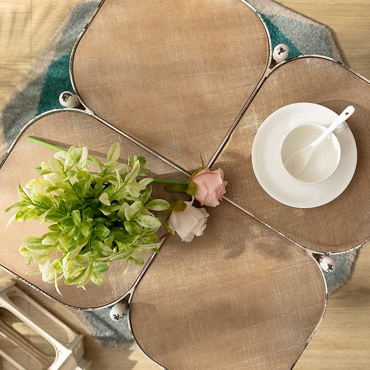 DOEWORKS Modern Four-Leaf Clover Shaped End Table, Vintage Living Room Coffee Table, Wood Sofa Side Table for Bedroom,Kitchen, Cafe