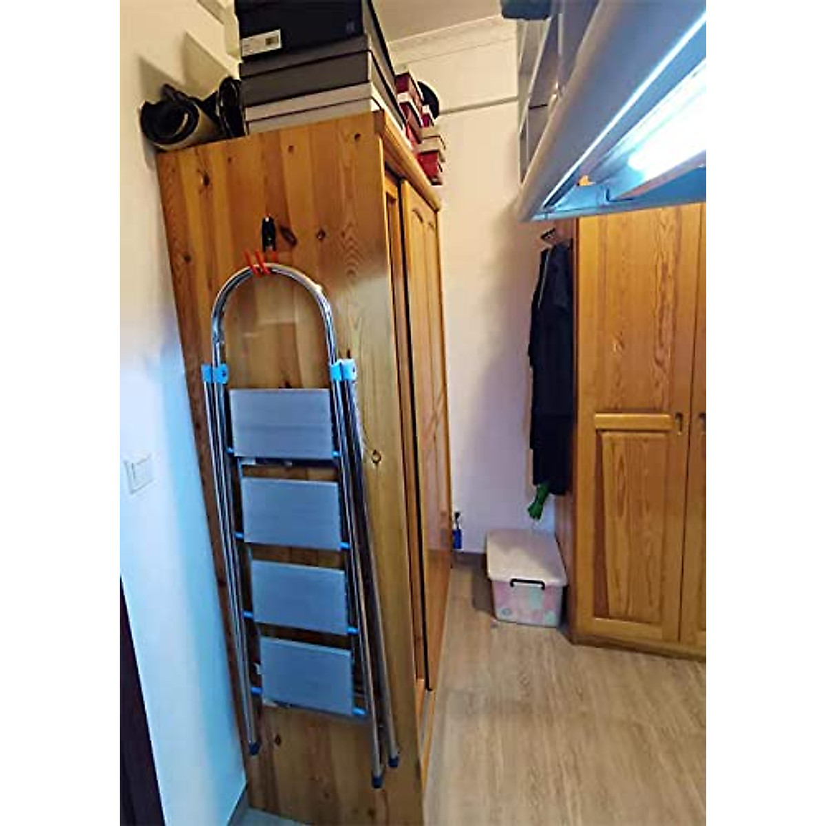 2Pcs Telescoping Wall Mount Ladder Hooks, Folding Step Stool Wall Mount Hooks, Household Engineering Ladder Hanger, Telescoping Ladder Hanger, for Garage or Shed Display & Storage Ladder Tool
