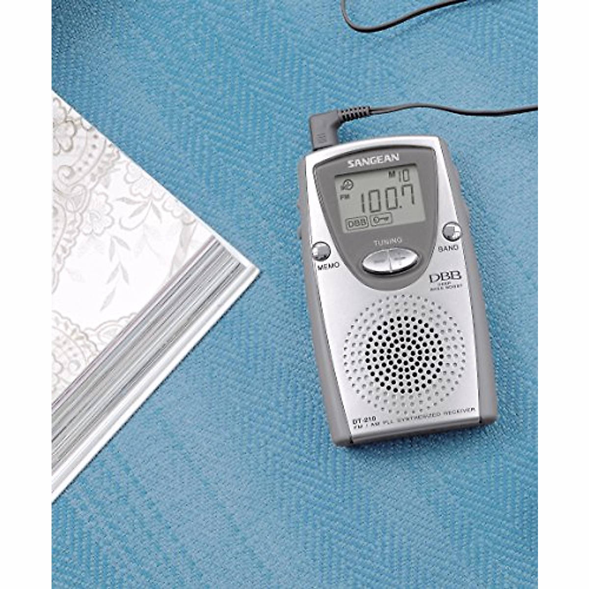 Sangean DT-210 FM-Stereo/AM PLL Synthesized Tuning Pocket Radio