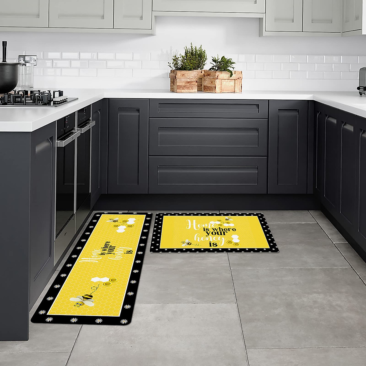 2 Pieces Kitchen Rugs Set Idyllic Bumble Bee Daisy Flower Yellow Back,Water Absorbent Soft Doormat Area Runners Summer Farm Honeybee Floral,Non-Slip Bath Mat for Entryway Bathroom Laundry