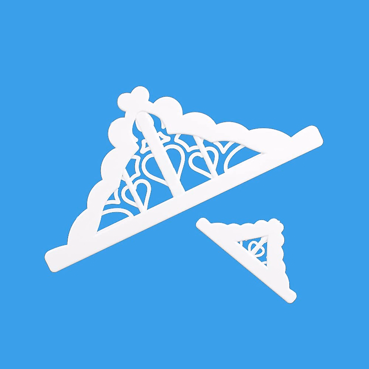 6 Pcs Crown Cookie Cutters Set Tiara Fondant Cutter Crown and Princess Crown Mold Cupcake Decorating Gumpaste Mould