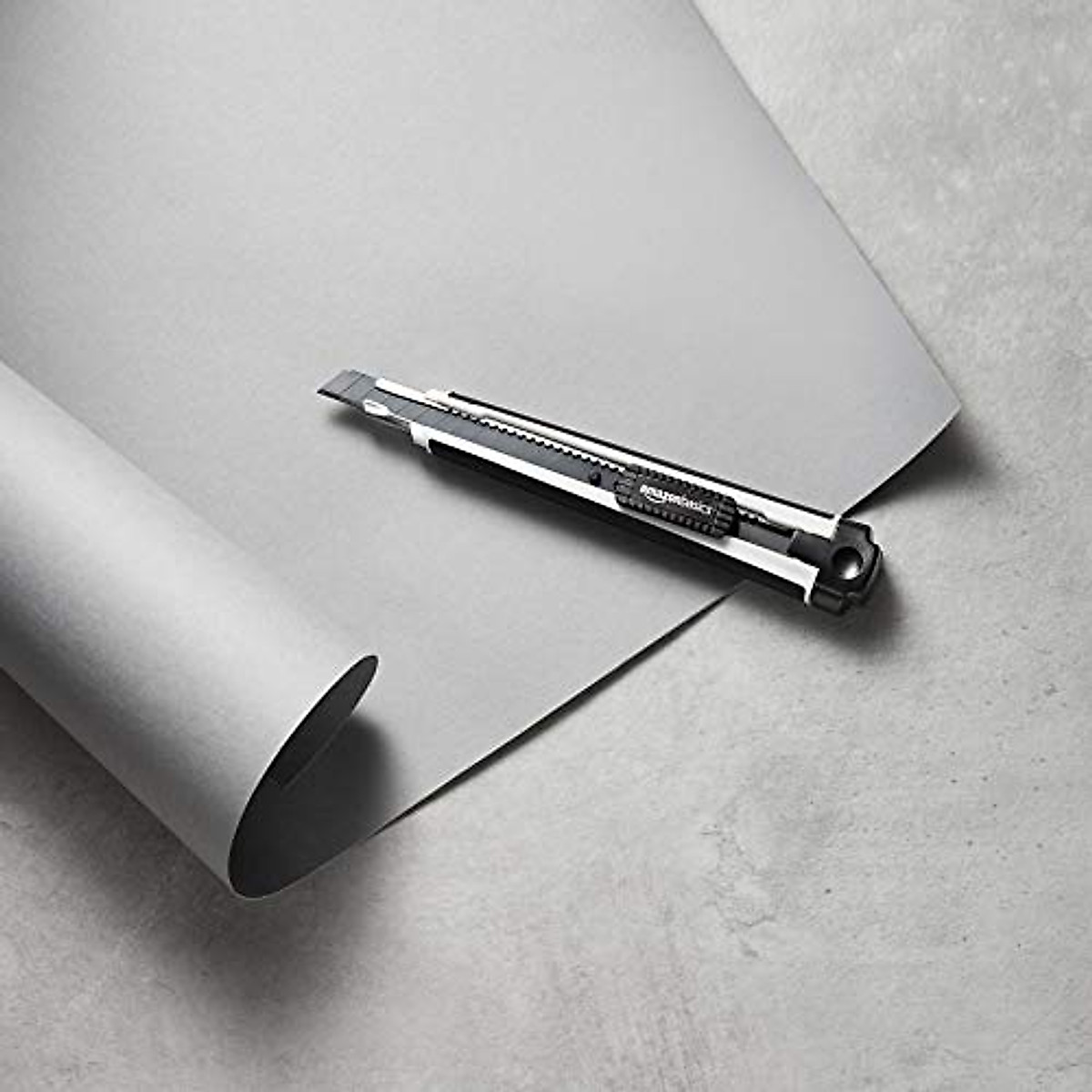 Amazon Basics Soft Grip 9mm, 13-Point Snap Off Knife with 3 Stainless Steel Blades