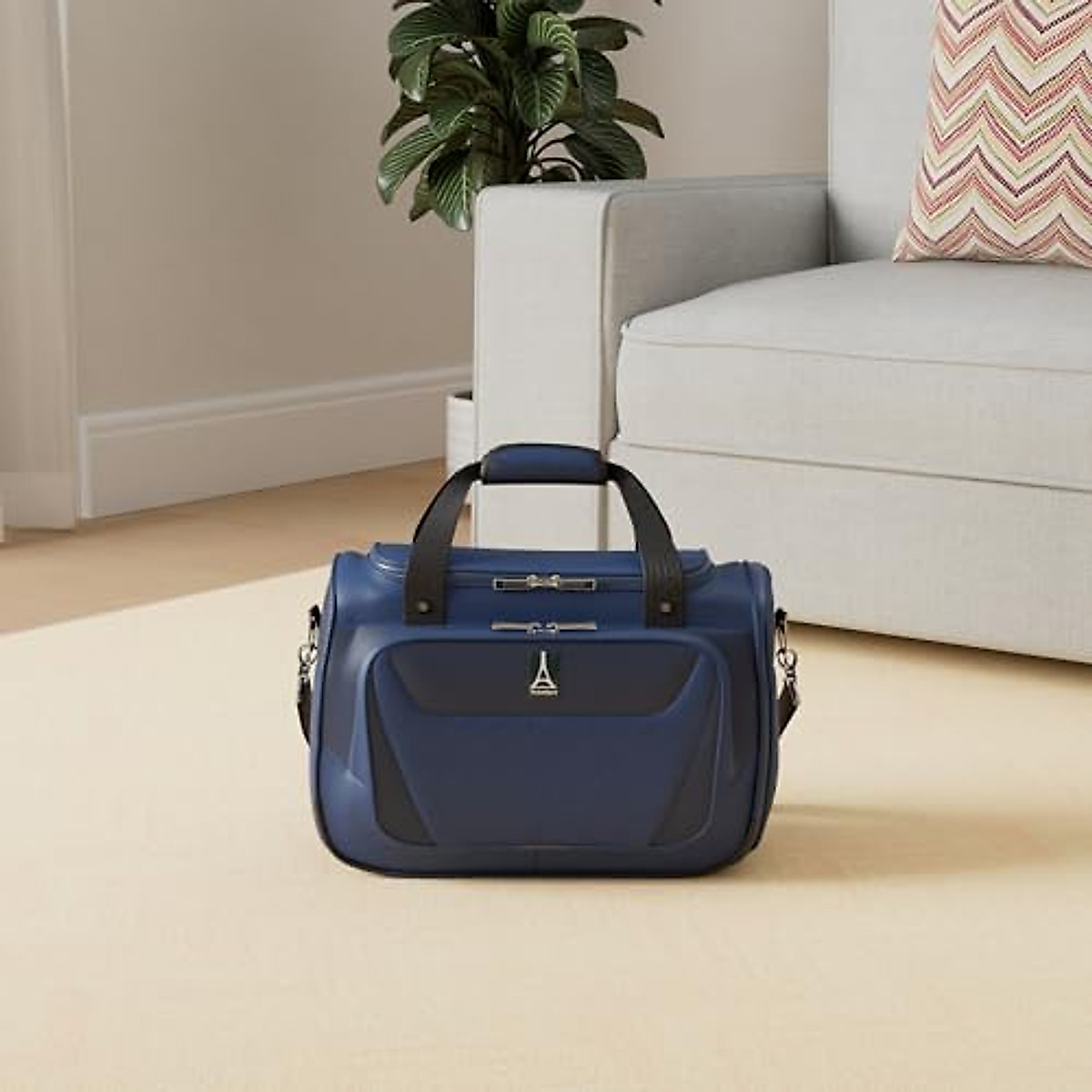 Travelpro Maxlite 5 Softside Lightweight Underseat Carry-On Travel Tote, Overnight Weekender Bag, Men and Women, Sapphire Blue, 18-Inch