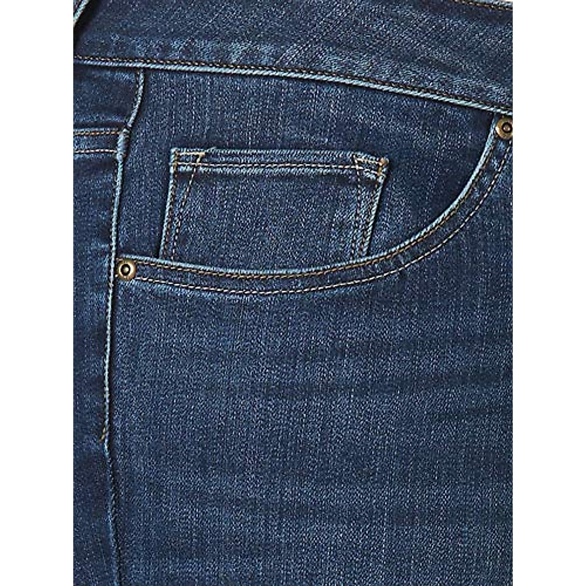 Lee Women's Plus Size Legendary Mid Rise Bootcut Jean Compass 18W Petite