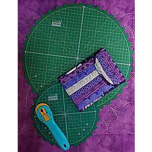 HONEYSEW Circle Rotary Cutting Mat Diameter Self Healing for Any Table Protection Board Quilt Fabric Doing Crafts Sewing Quilting Projects Rotating Cutter Pad (Green Color(Big Size +Small Size))