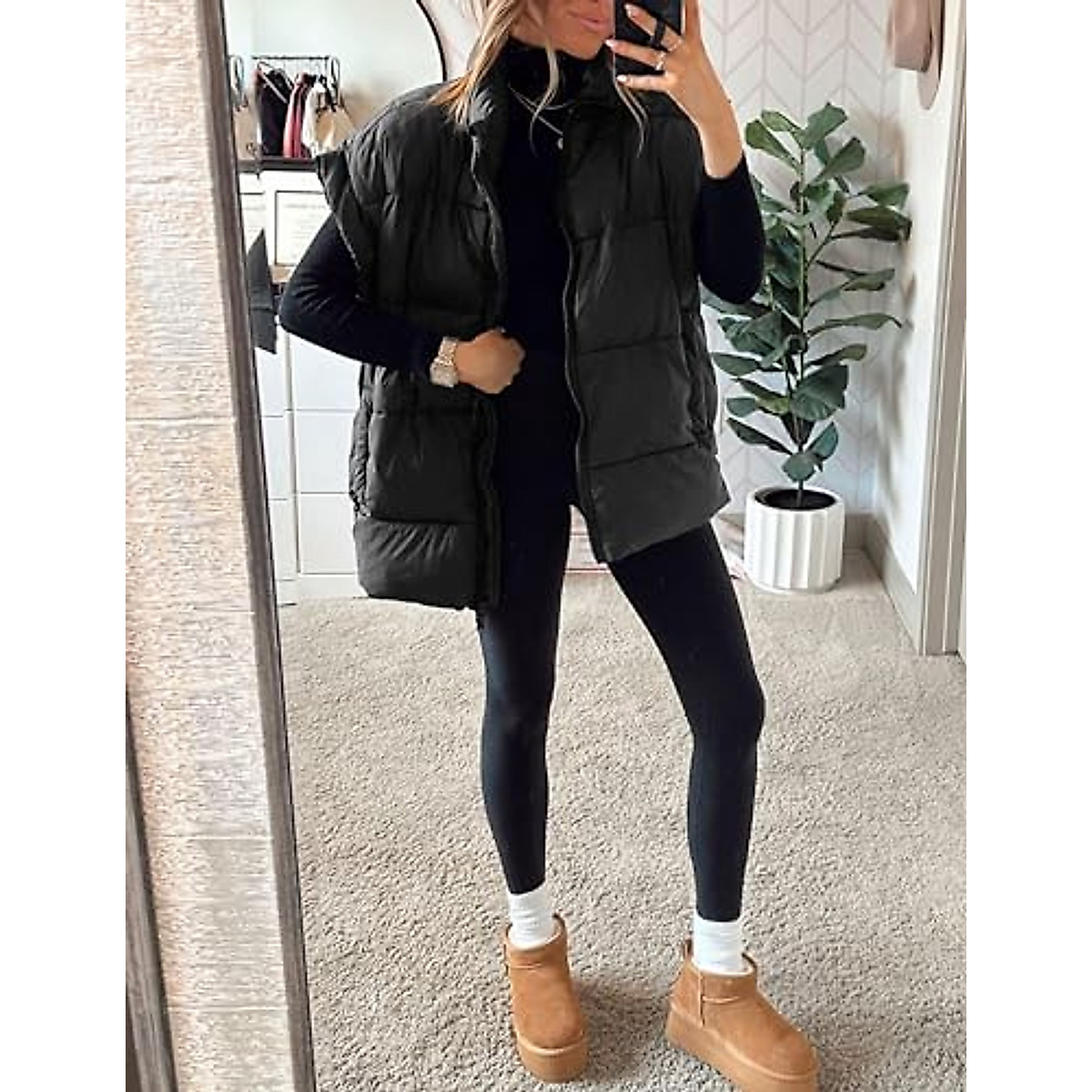 Vimyig Women's Winter Crop Puffer Vest Lightweight Warm Flysleeve Stand Collar Padded Puffy Jackets Coats with Pockets(DarkGrey-XXL)