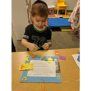 Shema Foam Card Crafts - DIY Craft for Kids & Adults - Activity Kit for Hebrew School - Foam Frame, Stickers, Sticky Foam Pieces & Shema Card Paper - Jewish Party Favor for Holidays (Single)