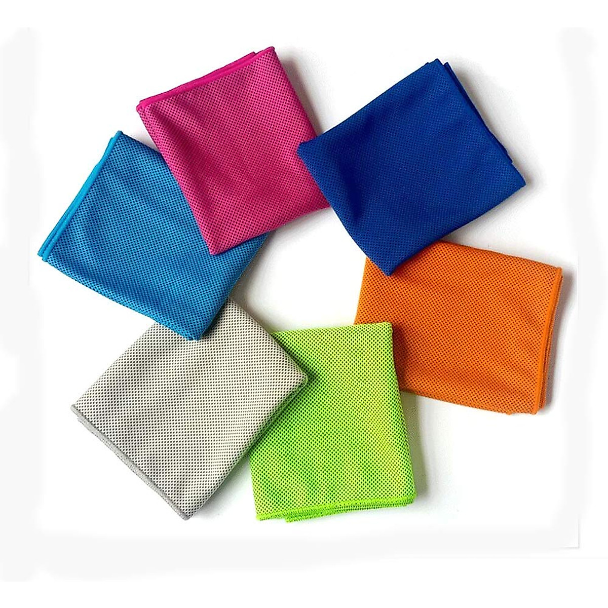 AINAAN Cooling Towel, Microfiber Quick Cooling for Yoga Sport Running Gym Camping Fitness with Handle Bottle（Green）