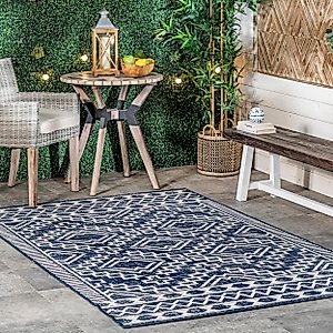 nuLOOM 4' x 6' Outdoor Performance Area Rug, Stain Resistant, Weather Resistant, High Traffic, Patio, Balcony, Outside, Cari Blue