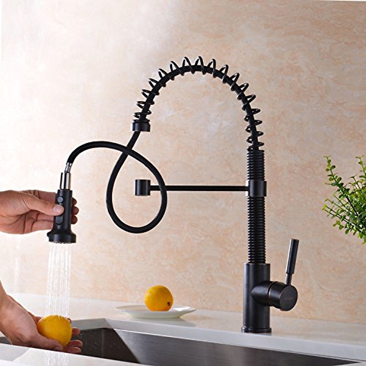 GICASA Solid Brass Commercial Style Faucet Single Handle Pause Function Pull Out Sprayer Kitchen Faucet, Oil Rubbed Bronze Pull Down Kitchen Sink Faucets