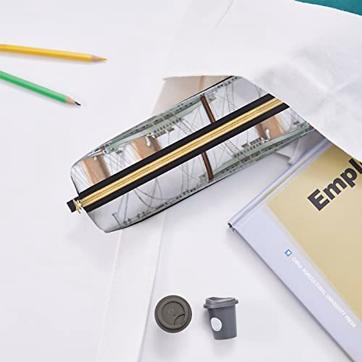 Titanic Leather Pencil Case Bag with Zipper Women Makeup Bag Durable Portable Suitable for School Work and Office 8.3 x 2.2 In