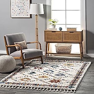 nuLOOM Coletta Diamond Bohemian Shag Area Rug, 8' x 10', Beige