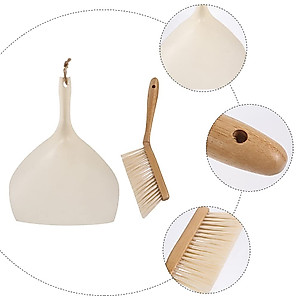 Cabilock 1 Set Desktop Broom Pets House Cleaning Brush Dustpan and Brush Hand Sweeping Brush Mini Broom and Dustpan Plastic Pet Carrier Broom with Dustpan Wooden Counter Household Child