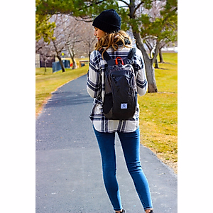 4Monster Hiking Daypack,Water Resistant Lightweight Packable Backpack for Travel Camping Outdoor (Grey, 16L)