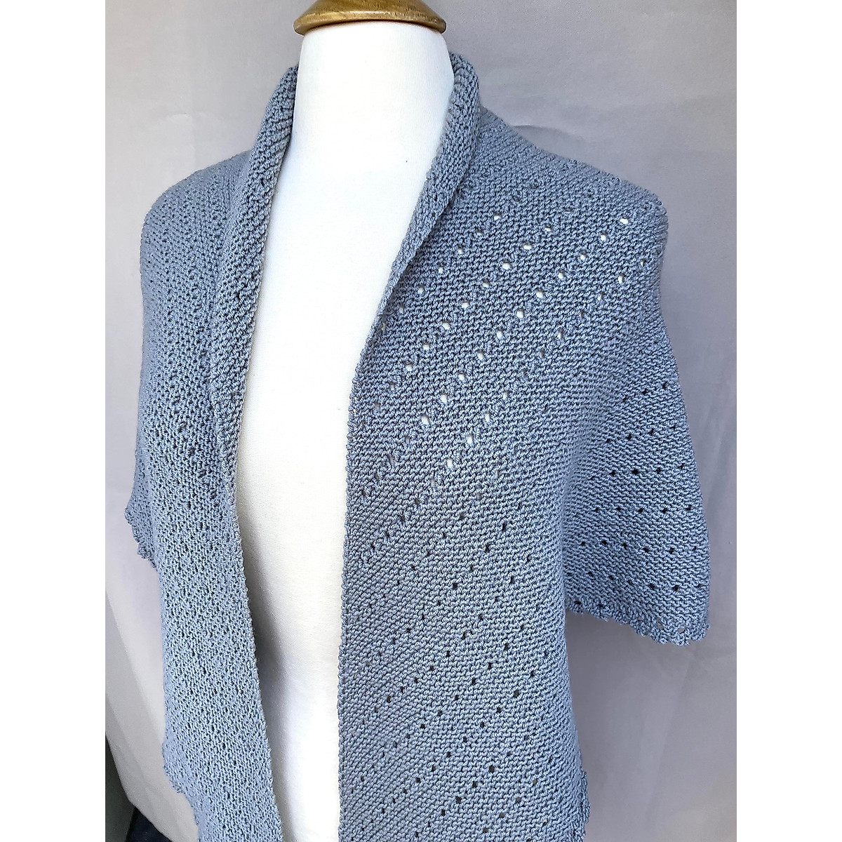 Gray Shawl Wrap in Merino Wool, Hand Knit Shoulder Shawl or Large Scarf with Scallop Lace Design, Vintage Style