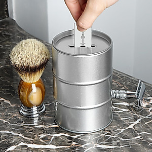 Linkidea Safety Razor Blade Disposal Container Box, Metal Razor Disposal Case Safe Bank for Storing Used Wasted Blades (Silver)