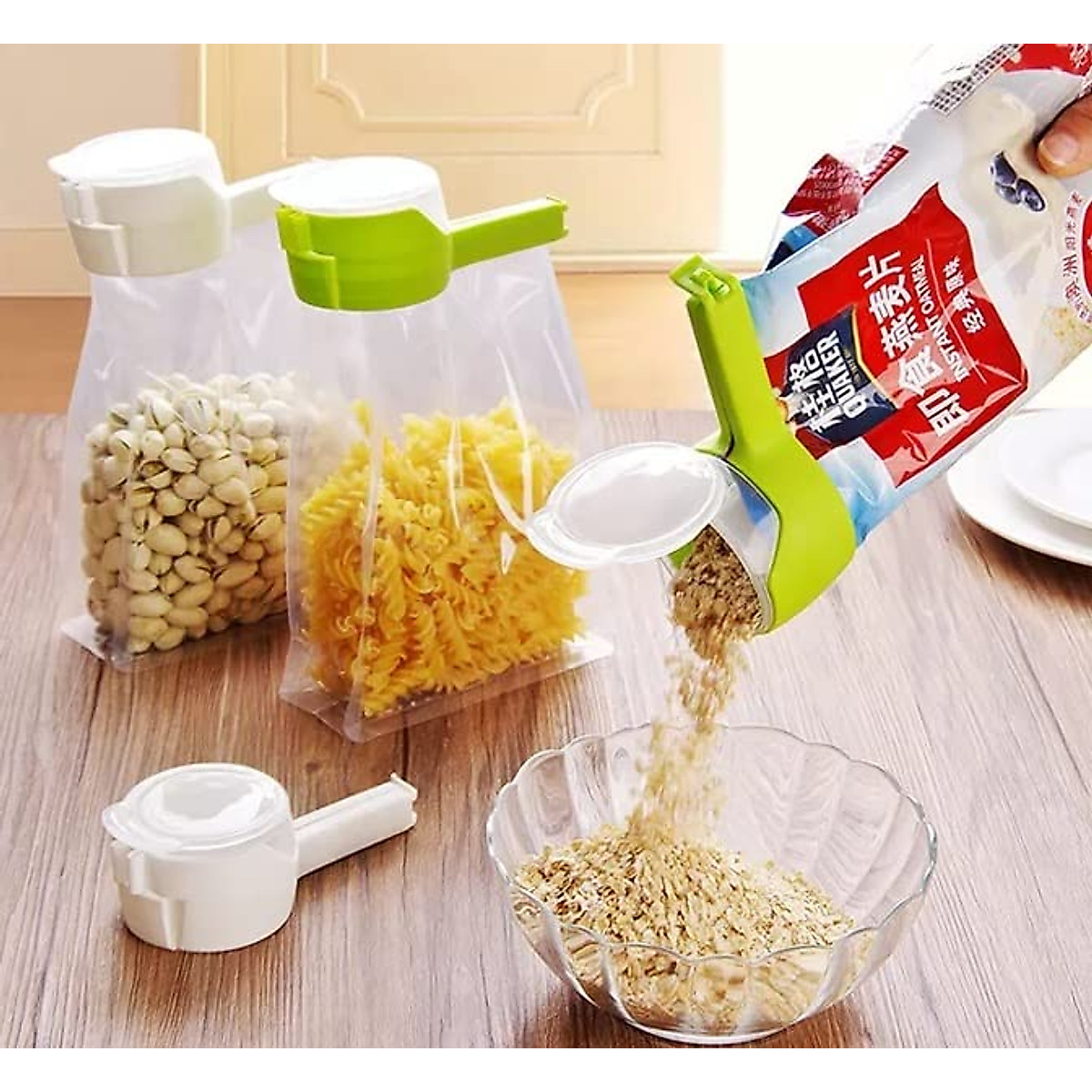 FlipHives Kitchen Tools Gadgets for Food Bags Sealer Clips with Spout for Easy to Pour and Clamp Tight to Stay Fresh of Your Chips Cereal Pet Dog Cat Food and More in Multicolour of 4 Pieces Per Set