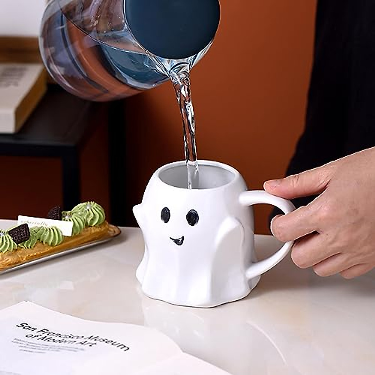 UNNIQ Spooky Ghost Mug - Creative Ceramic Ghostface Cup for Milk, Halloween Coffee Cup, White Ceramic Ghost Shaped 3D Coffee Cup with Handle, Cute Halloween Mugs for Friends, Family, Colleagues