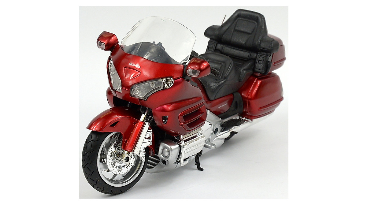 Honda Goldwing 2010 Die-Cast Model - Collectible & Premium Details
