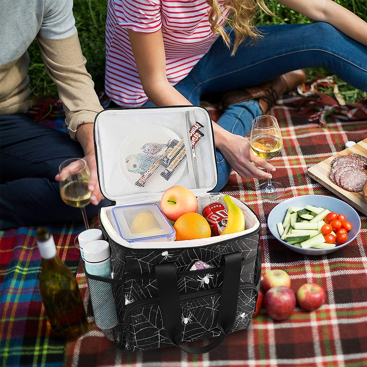 ALAZA Halloween Black and White Grunge Background with Spiderwebs Large Capacity Cooler Tote Insulated Lunch Bag Lunch Cooler Bag