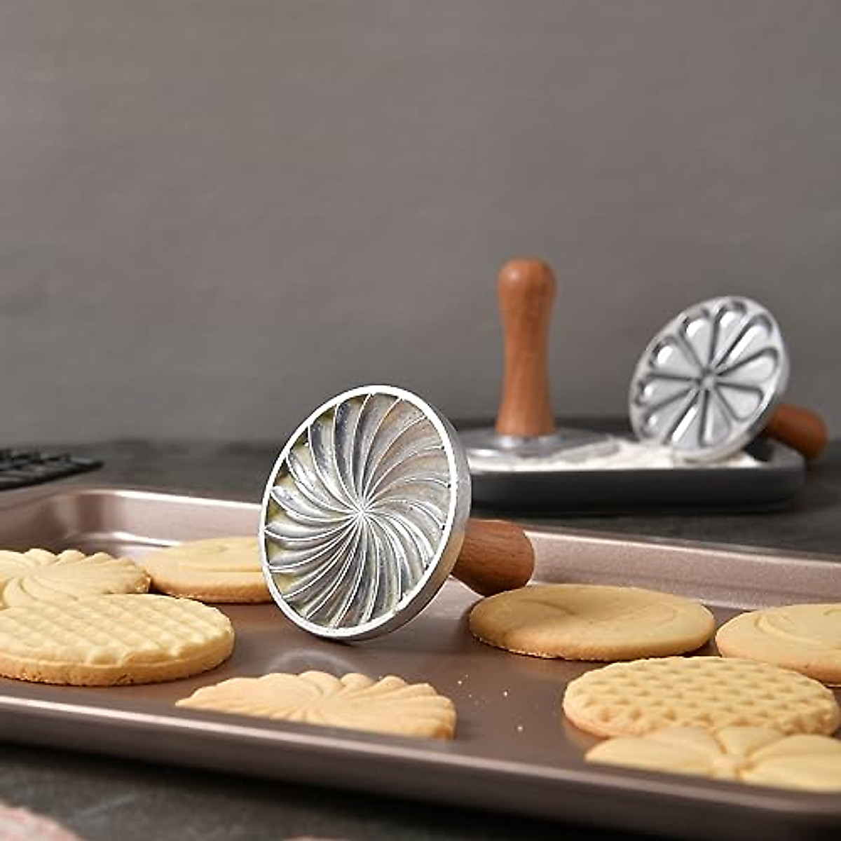 OPPEIN Cookie Stamps Set of 3, Metal Cookie Press Cutter Mold with Wooden Handle, Cookie Decorating Supplies for DIY Baking, Cake, Pastry, Gift Package