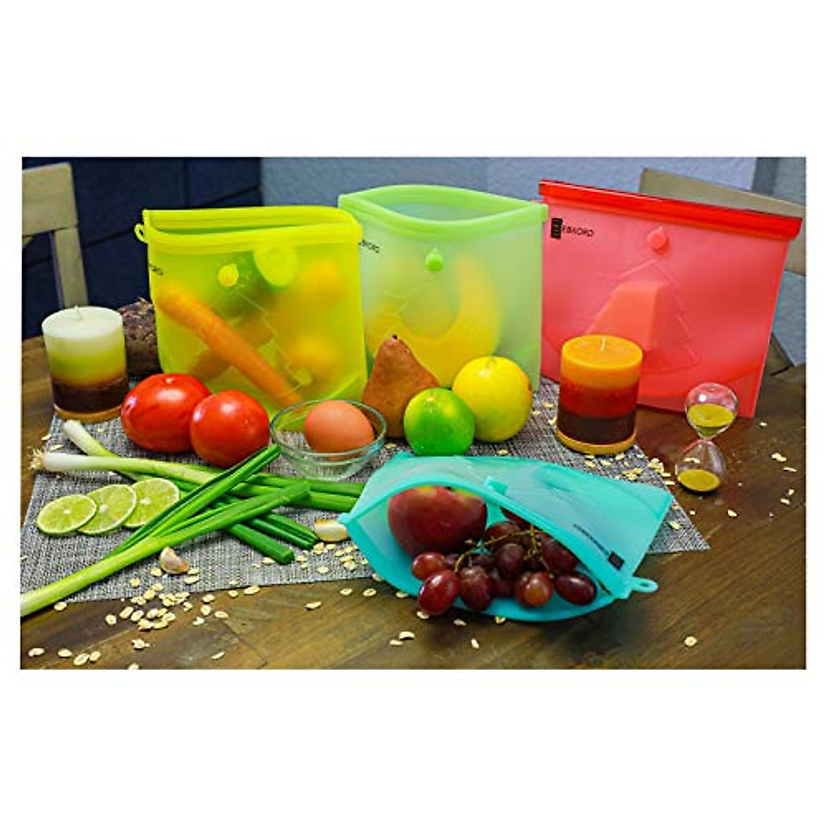 EBKORD Useful Set of 4 | 4 Reusable Eco Silicone Airtight Seal Storage Food Bags | 2 Multiuse Silicone Sponge for Kitchen or Bathroom | 2 Resistant Multi Surfaces 3M Stainless Steel Wall Hanger