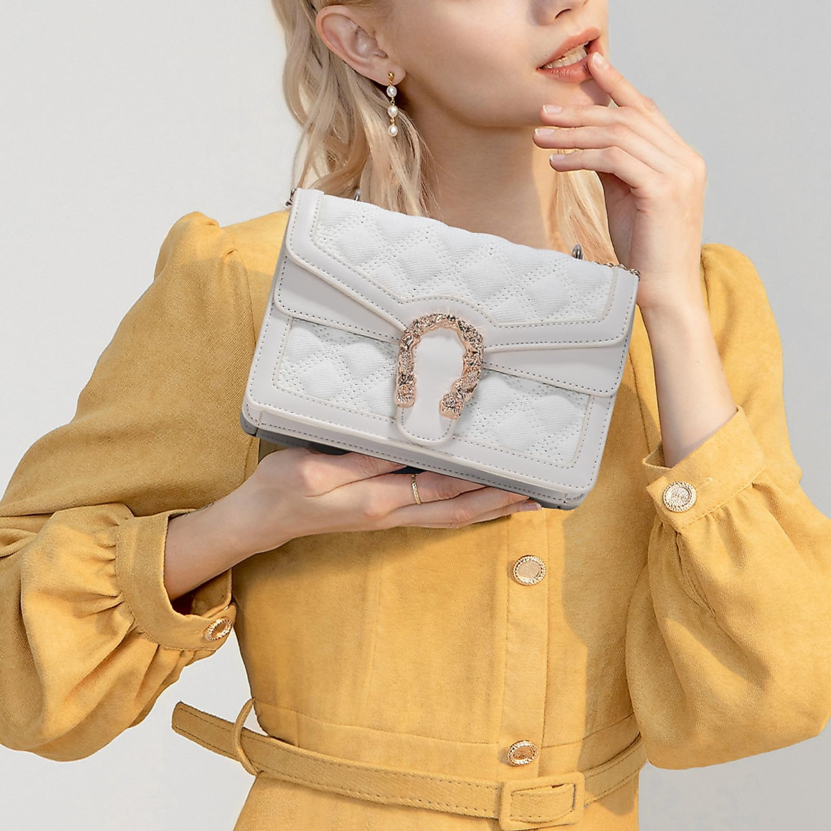 Aiqudou Quilted Crossbody Shoulder Bag for Women - Small Denim Chain Purse Leather Strap Fashion Casual Messenger Purse Bag(Mini White)