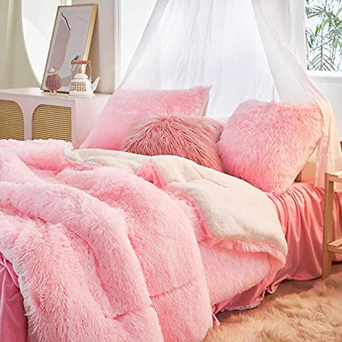 Luxury Faux Fur Shaggy Comforter Set King Size, Plush & Sherpa Reversible Comforter Pink, 3 Pieces Fluffy Fuzzy Bedding Set Ultra Soft and Warm for Winter (1 Comforter + 2 Pillowcases)