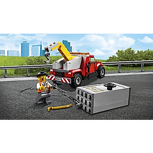 LEGO City Police Tow Truck Trouble 60137 Building Toy (144 Pieces)
