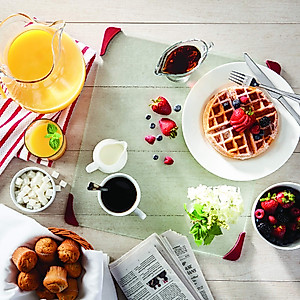 Farberware 12-by-15-Inch Glass Utility Cutting Board with Non-Slip Red Corners