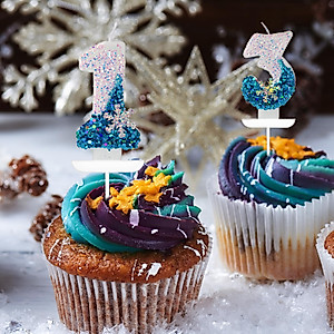 Hongplus Bluey White Frozen Birthday Candles, Sparkler Number 4th Birthday Candle for Party Supplies, Snow Winter Frozen Birthday Party Decorations, Number 4 Cake Toppers Decorations