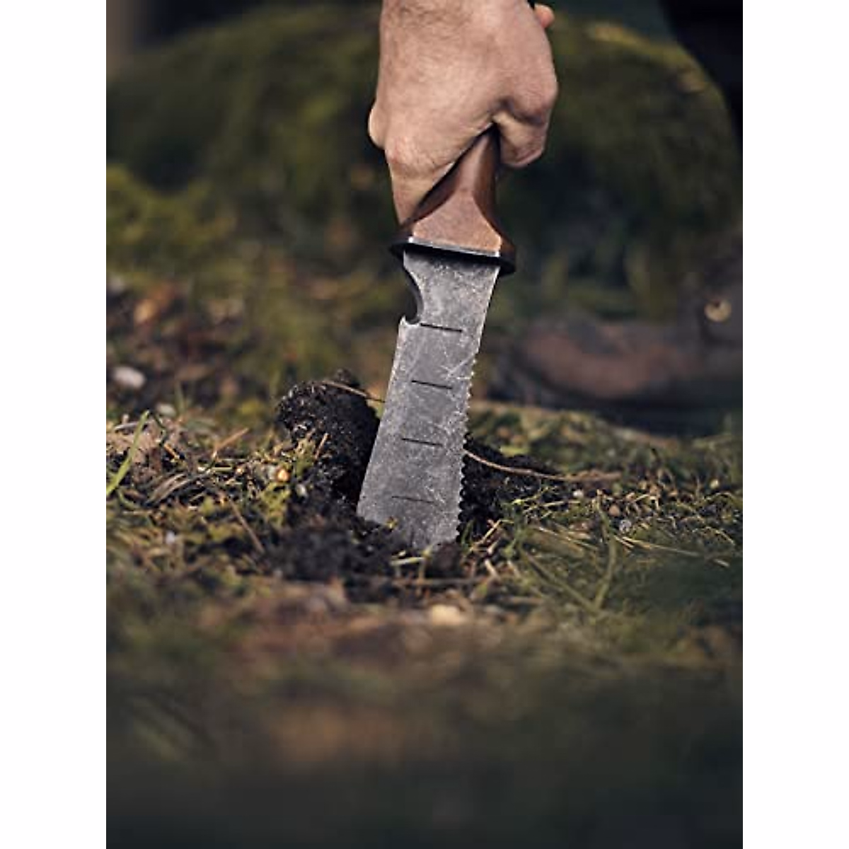 Barebones Hori Hori Ultimate - Walnut Handle - Tempered Steel Blade, Garden Tool (Ultimate Tool)