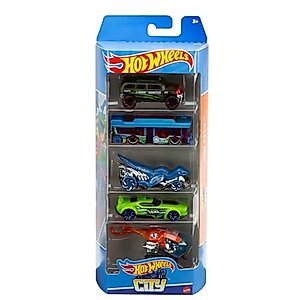 Hot Wheels 1:64 Scale Die-Cast Toy Cars 5-Pack, Set of 5 Toy Race Cars, Hot Rods, Character Cars, Rescue or Pick-Up Trucks (Styles May Vary)