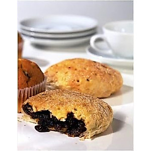 Real Lancashire Eccles Cake | British Snacks Made with Pure Butter & Dried Currants | Traditional & Delicious Fruity Cake for Any Occasion | 5.29 Oz | 4 Cakes (Pack of 1)