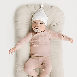 Konssy 8 Pack Baby Newborn Hats Set Knot Beanie Hats Soft for Infant Baby Girls Boys Caps 0-6 Months