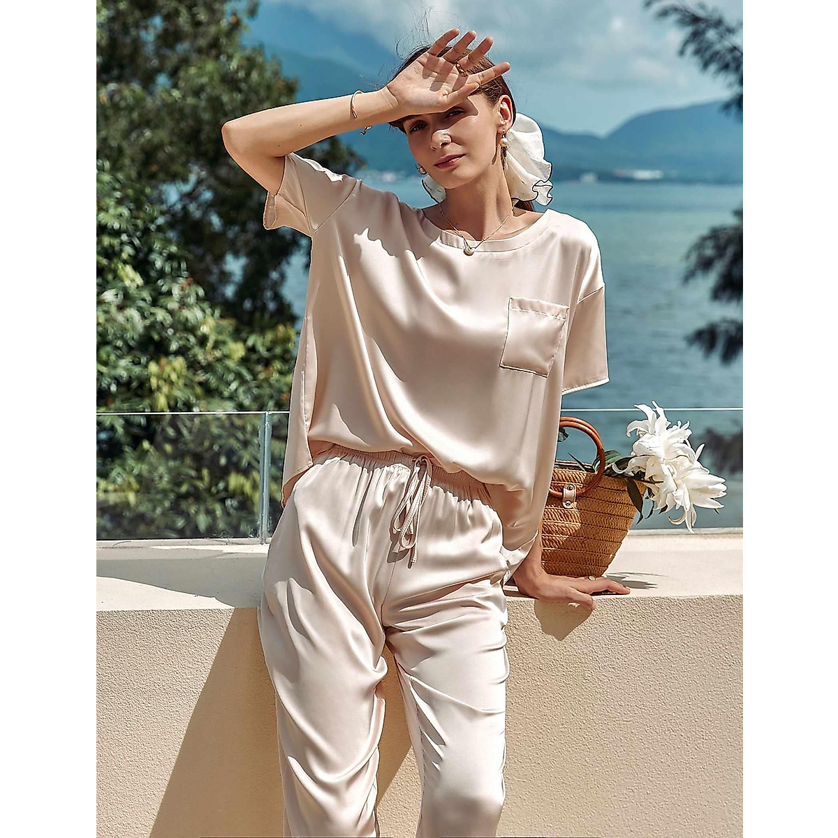 Ekouaer Womens Silk Satin Pajamas Set Two Piece Pj Sets Sleepwear Loungewear Short Sleeve Pj Sets Champagne