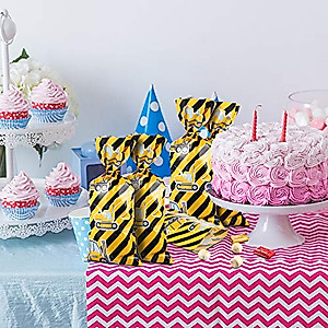 Gejoy 100 Pieces Construction Theme Cellophane Bags, Construction Theme Goodie Favor Bags, Truck Themed Candy Treat Bags Gift Bags with 100 Pieces Golden Twist Ties for Kids Boys Party Supplies Decorations