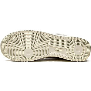 Nike Men's Air Force 1 '07 LV8 Certified Fresh, Rattan/Rattan/Alpha Orange/Sai, 10.5