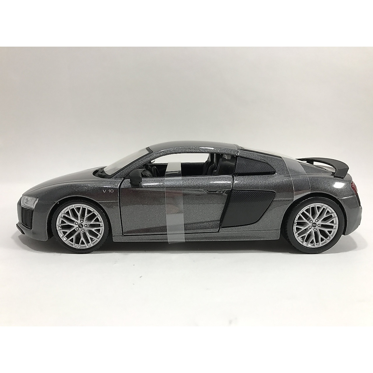 Maisto - 31513 - Audi R8 V10 Plus - Scale 1:24 - Metallic Grey