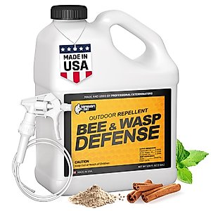 Exterminator’s Choice - Bee and Wasp Defense Spray - One Gallon - Natural, Non-Toxic Bee and Wasp Repellent - Quick and Easy Pest Control - Safe Around Kids and Pets