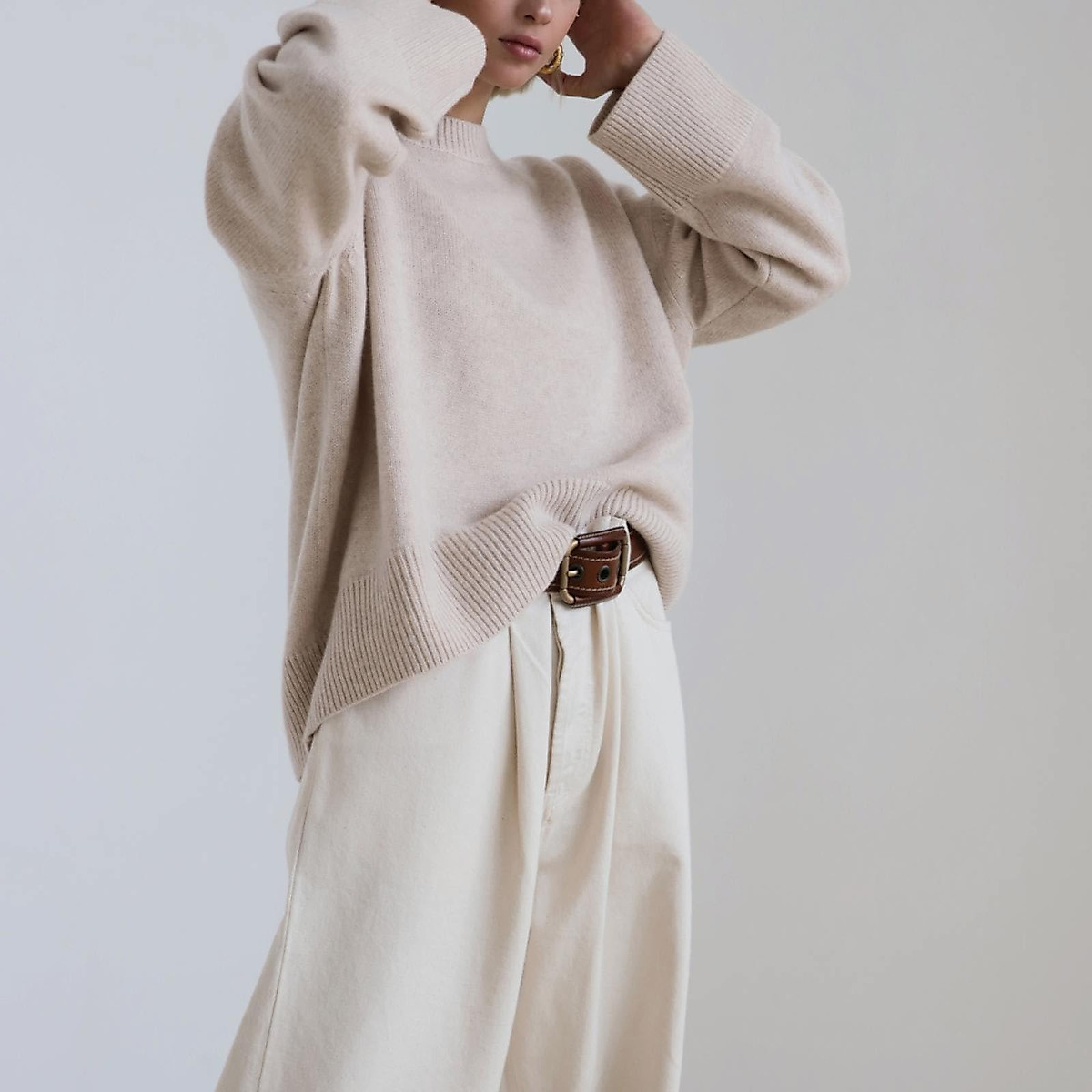 ofertas de Black Women Friday 2023 Oversized Sweaters for Women Fall and Winter Cable Knit Crew Neck Loose Solid Color Sweater Quality Mens (Beige, M)