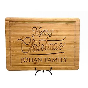 Merry Family Christmas Cutting Board, Personalized Christmas Home and Kitchen Decoration, Custom Engraved Christmas Gift for Family, Parent, Couple, Friend, Mom, Grandma, Sister