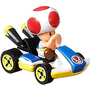 Hot Wheels Mario Kart Vehicle 4-Pack, Set of 4 Fan-Favorite Characters Includes 1 Exclusive Model, Collectible Gift for Kids & Fans Ages 3 Years Old & Up