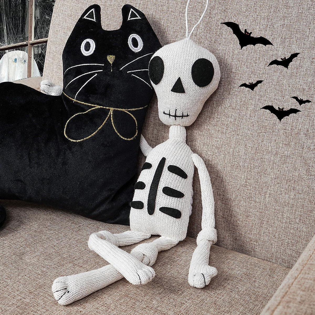 Halloween Decor Throw Pillows: Cute Plush Skeleton Halloween Pillow, Halloween Stuffed Skull Pillow Human Skeleton Decorations Indoor for Kids Home Sofa Bed Office Couch Living Room (18inch)