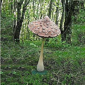 Positive Motion Engaged Miniature Happy Mushrooms Resin Garden Statue, Funny Mushroom Statue, Mini Happy Face Mushroom Resin Sculpture for Home Garden Outdoor Courtyard Lawn Decoration