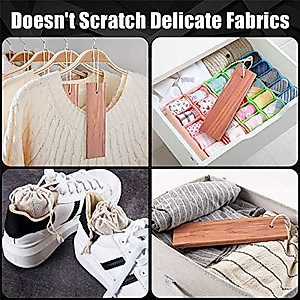 FunSpt 35 Pcs Cedar Blocks Disc with Fragrance Odor 100% Nature Aromatic Red Ceder Planks for Hanger Wardrobes Closets Drawers Freshener Clothes,002